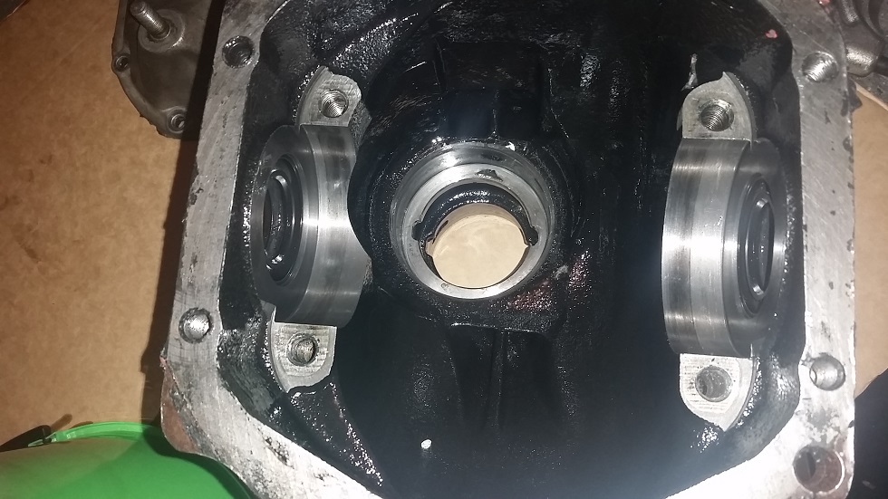 Rebuilding R200 Diff - Suspension, braking, tyres and drivetrain - SAU ...